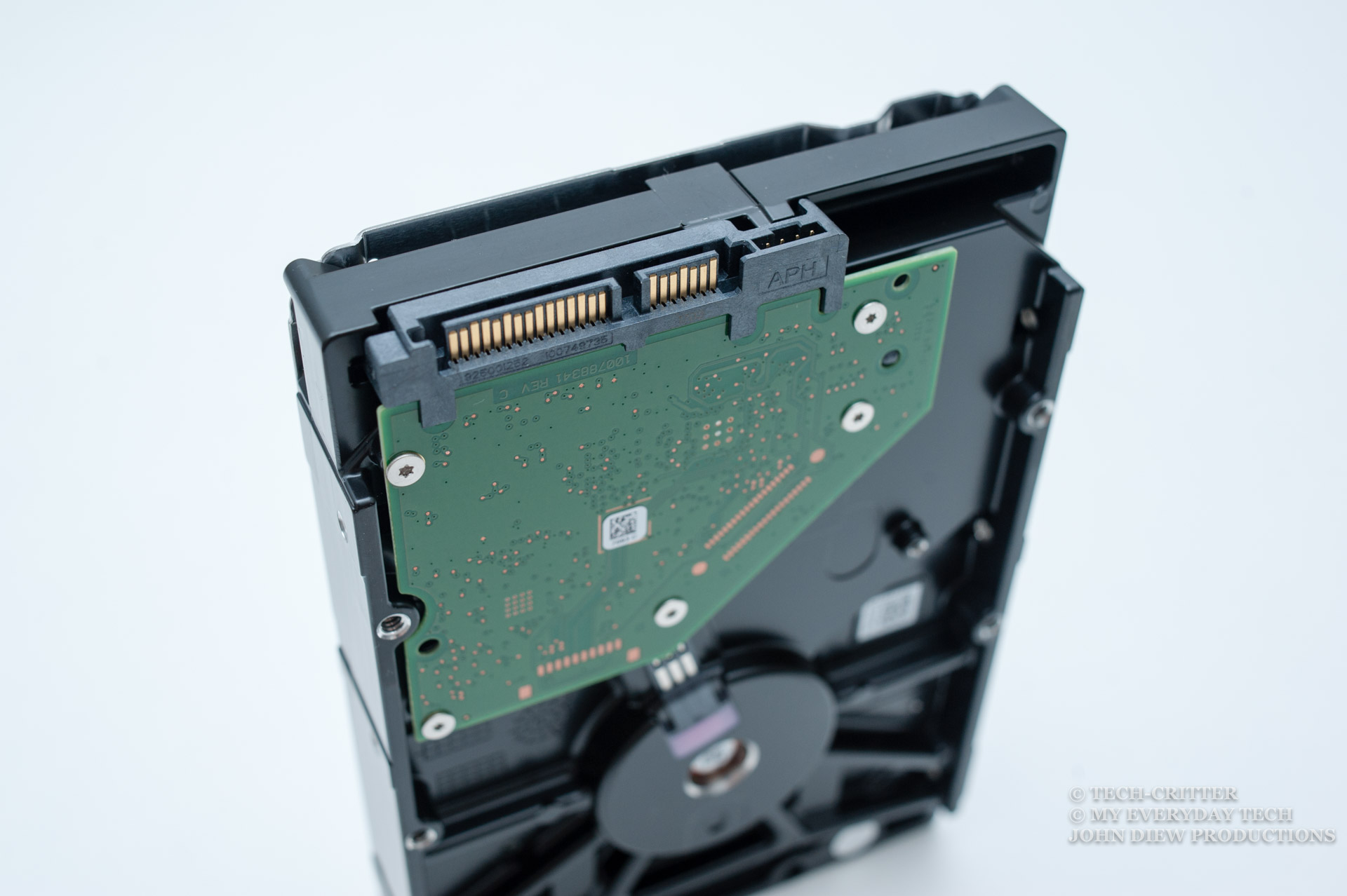 Seagate IronWolf 4TB NAS HDD Review: Reliable & Efficient NAS Storage Seagate IronWolf 4TB NAS HDD Review: Reliable & Efficient NAS Storage